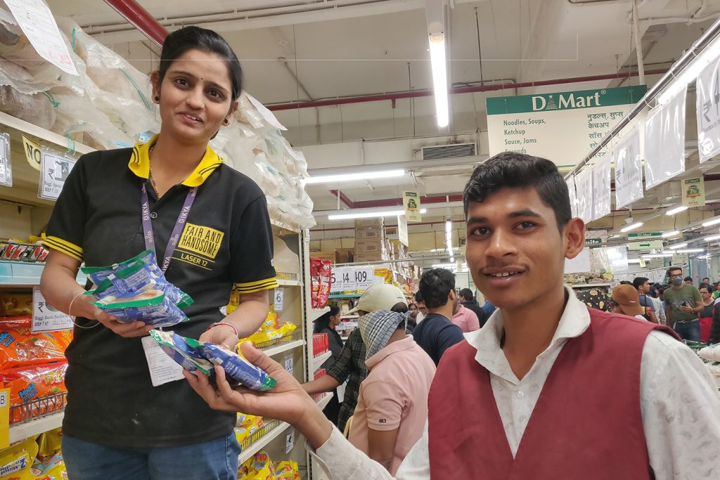 D-Mart Kalewadi – Real Life Heros – 2 Employees | Motivational Speaker ...